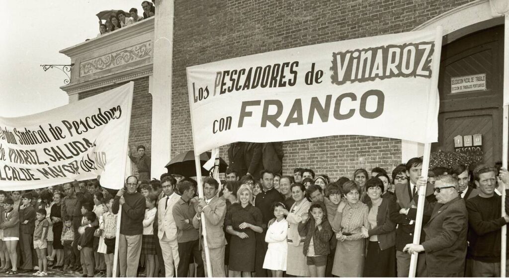 Pensamiento de Franco: Encontramos una nación pobre - F.N. Francisco Franco