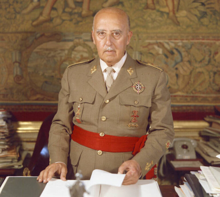 Pensamiento de Franco: La juventud, José Antonio y el Movimiento - F.N ...